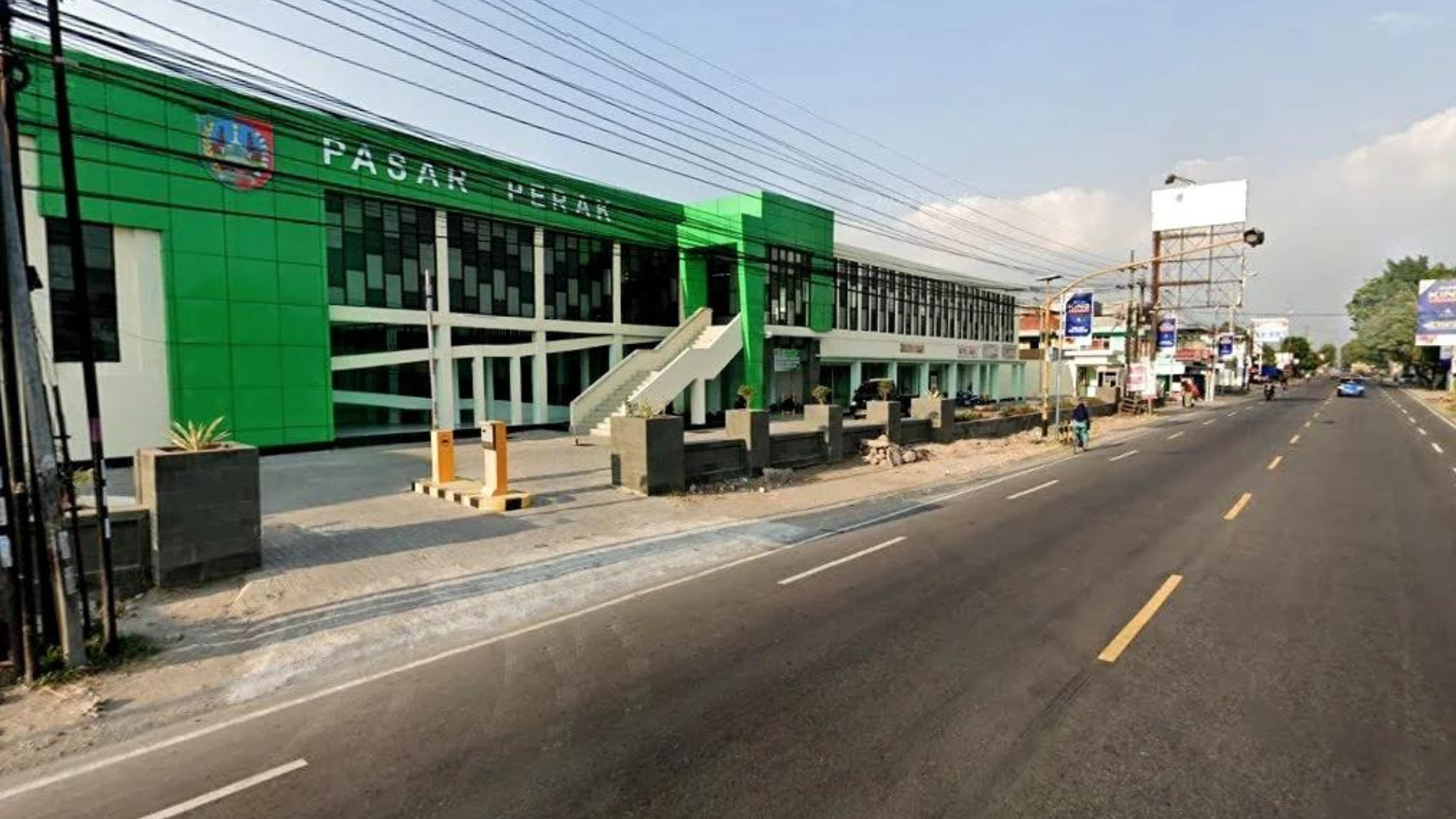 Pasar yang Hidup di Jalan, Mati di Dalam: Potret Ironi Citra Niaga dan ...